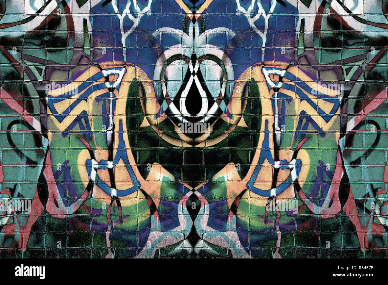 Vandalise mural hi-res stock photography and images - Alamy