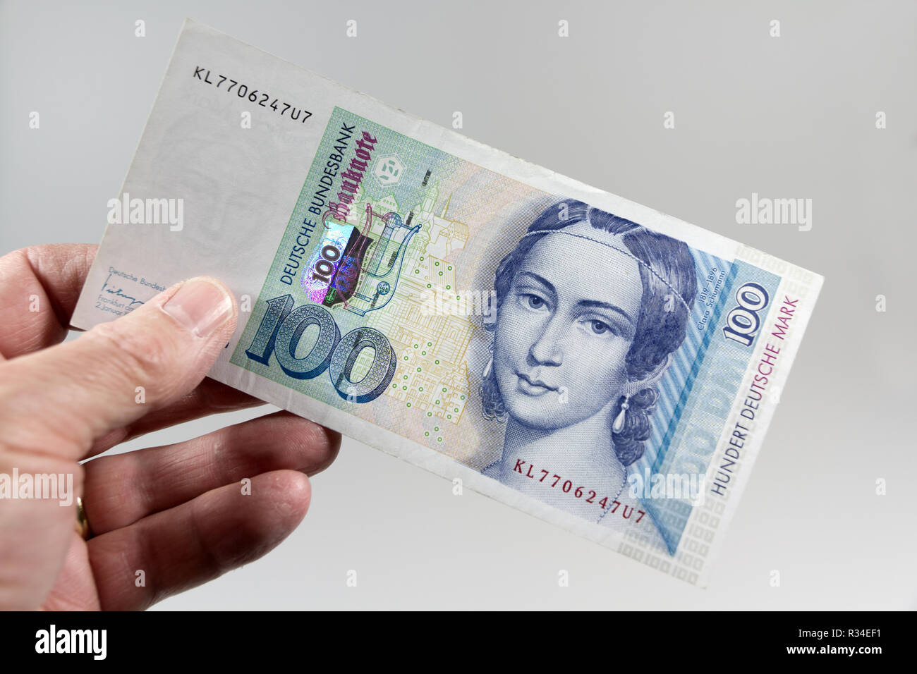 100 german mark note hi-res stock photography and images - Alamy