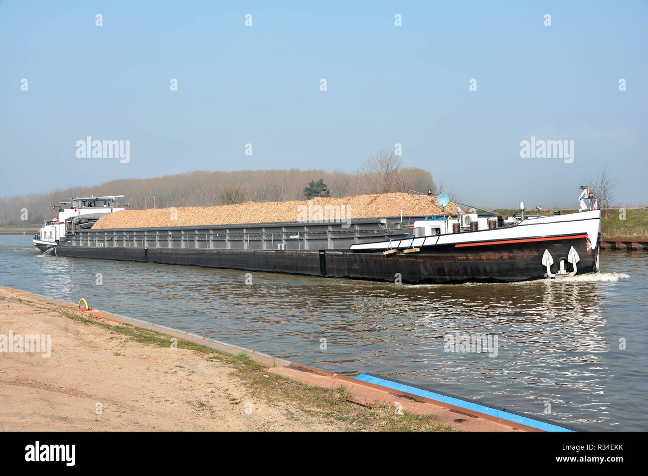 barge on the mittellandkanal Stock Photo - Alamy