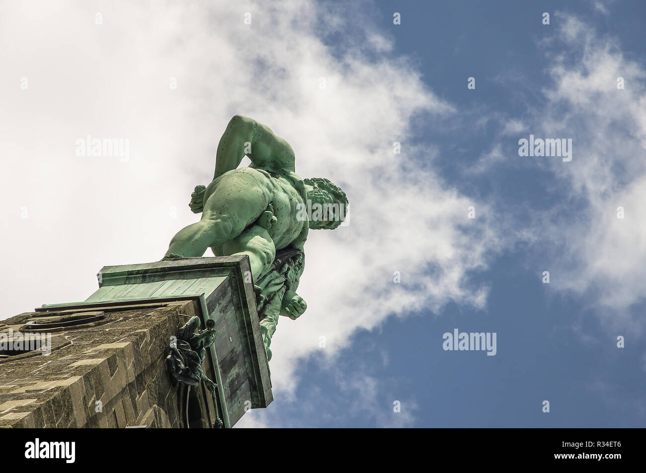 Giant hercules statue hi-res stock photography and images - Alamy