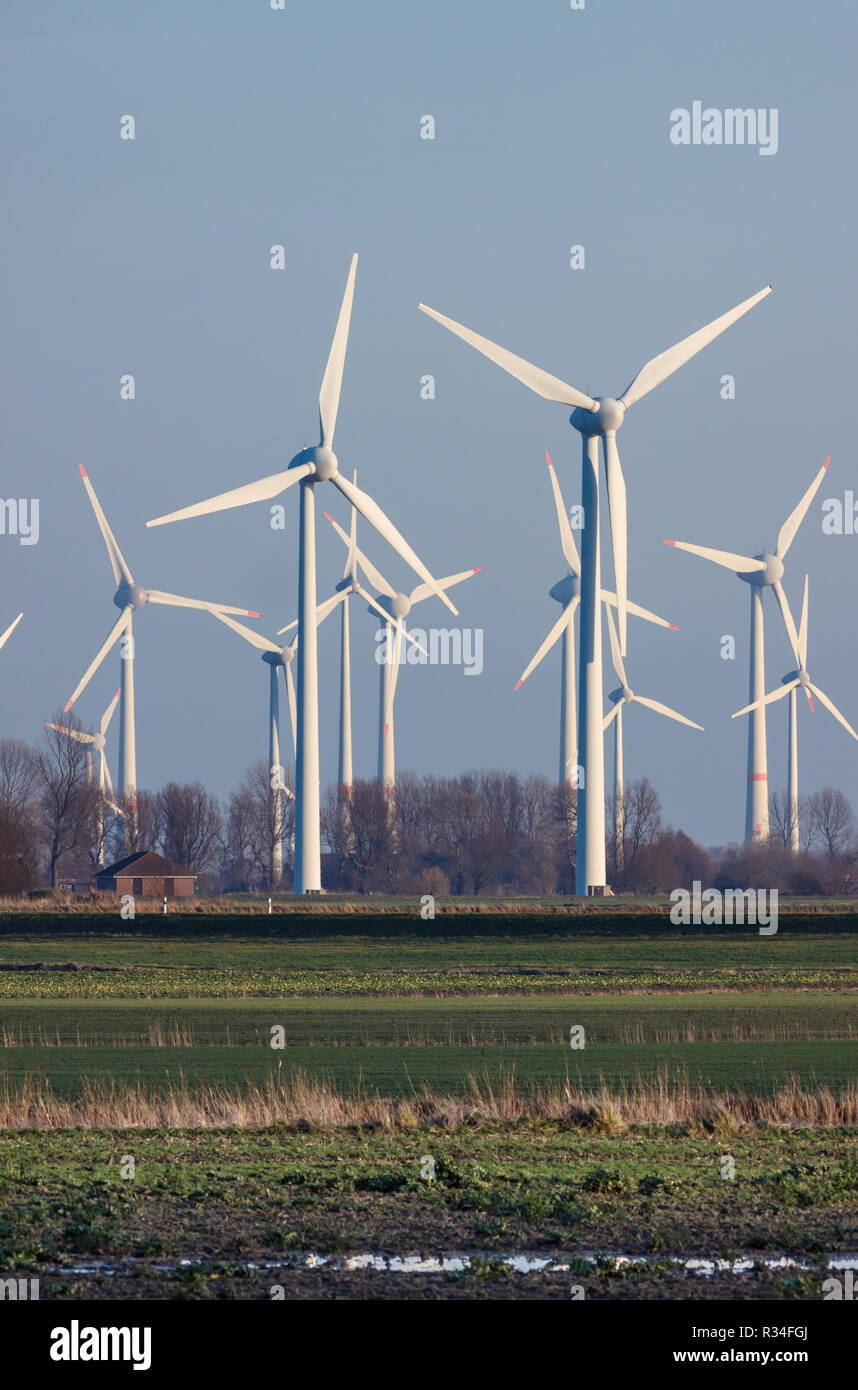 Windanlage hi-res stock photography and images - Alamy