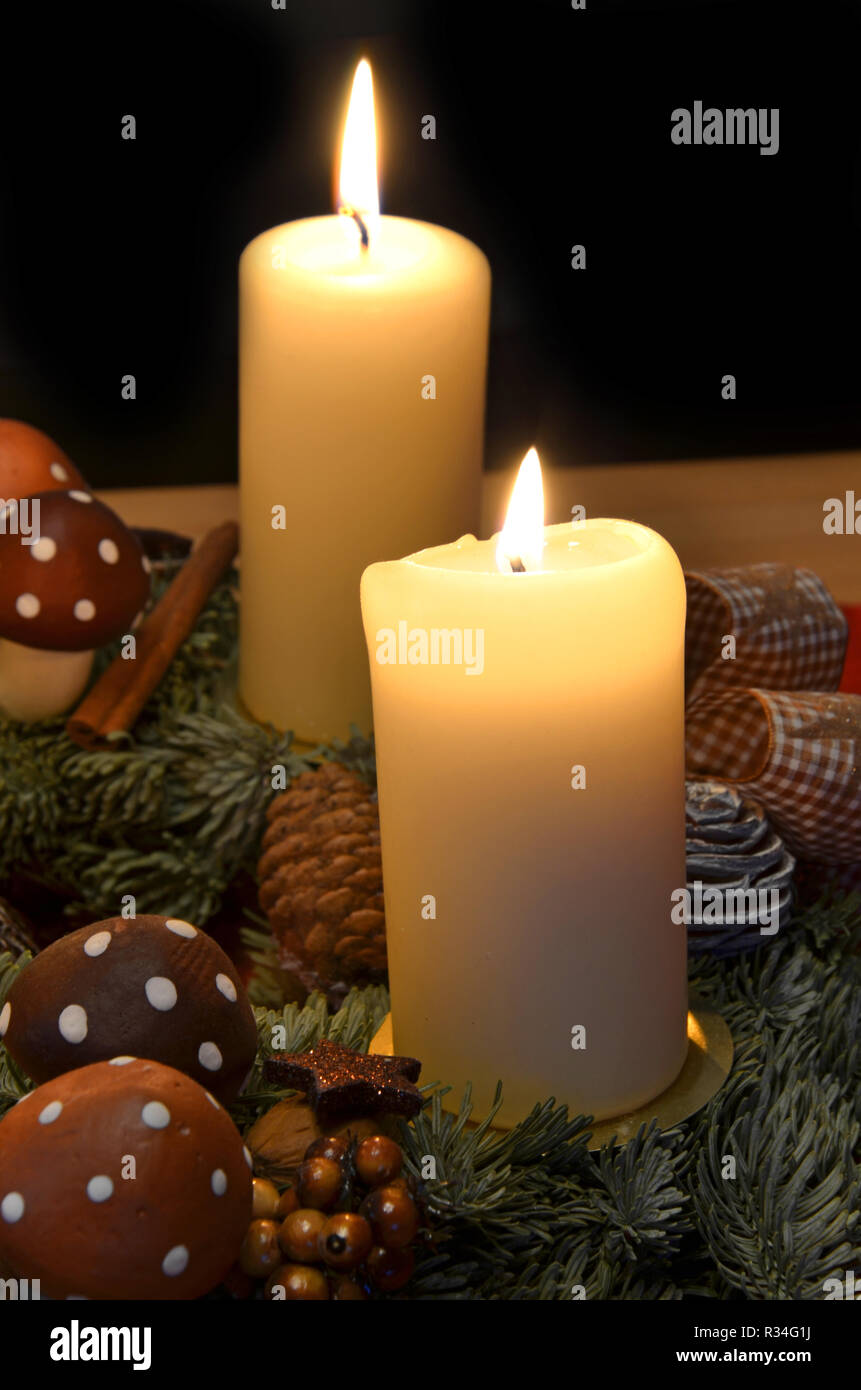Catholic advent wreath hi-res stock photography and images - Alamy