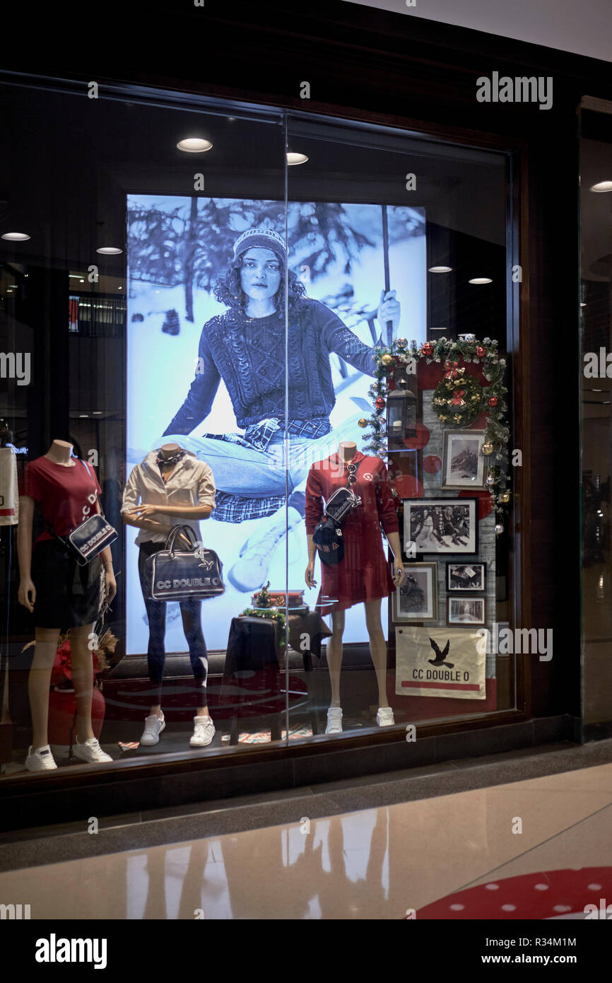 Window display of female fashion and clothing Stock Photo - Alamy