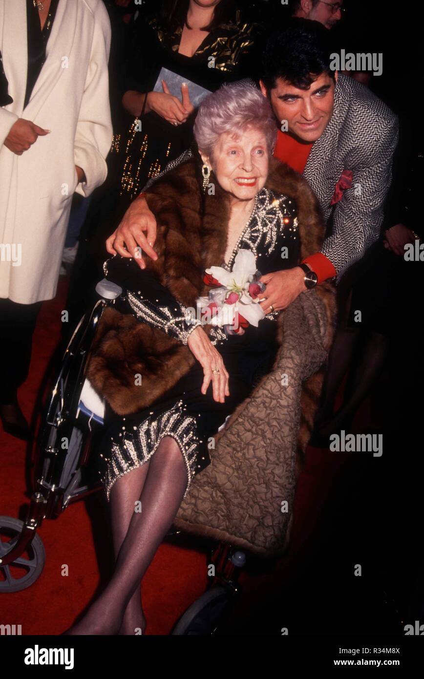 Martha raye hi-res stock photography and images - Alamy