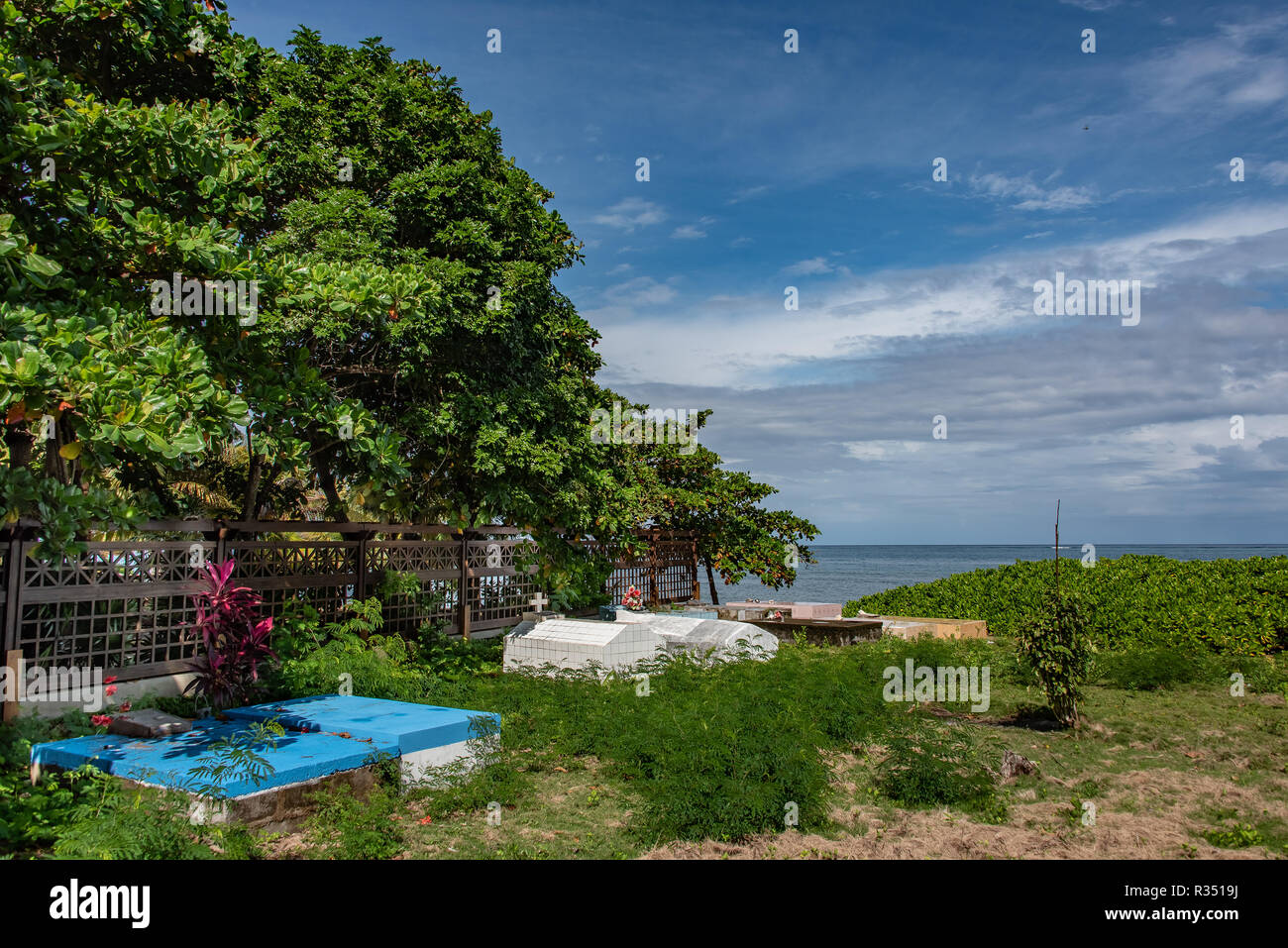 Seaside cemetery on Caribbean island Stock Photo - Alamy