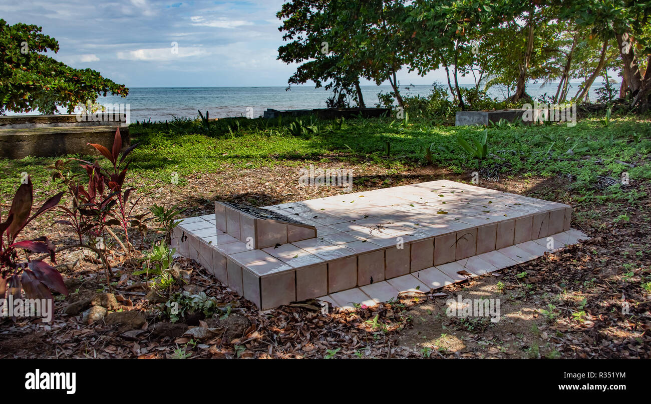 Oceanside Cemetery High Resolution Stock Photography and Images - Alamy