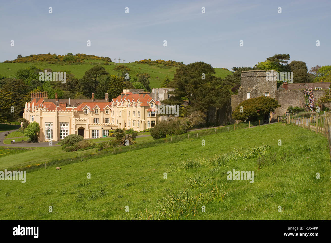 Lee abbey hi-res stock photography and images - Alamy