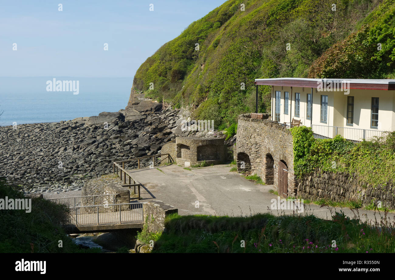 Lee bay beach devon hi-res stock photography and images - Alamy
