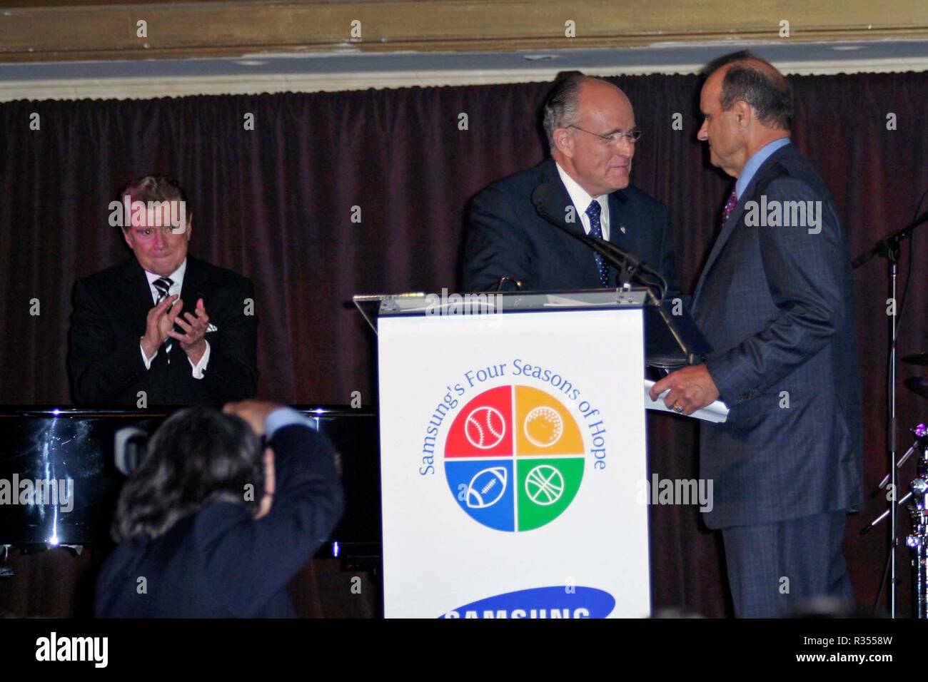 New York, NY - June 18: Regis Philbin, Rudolph Giuliani, Joe Torre at ...