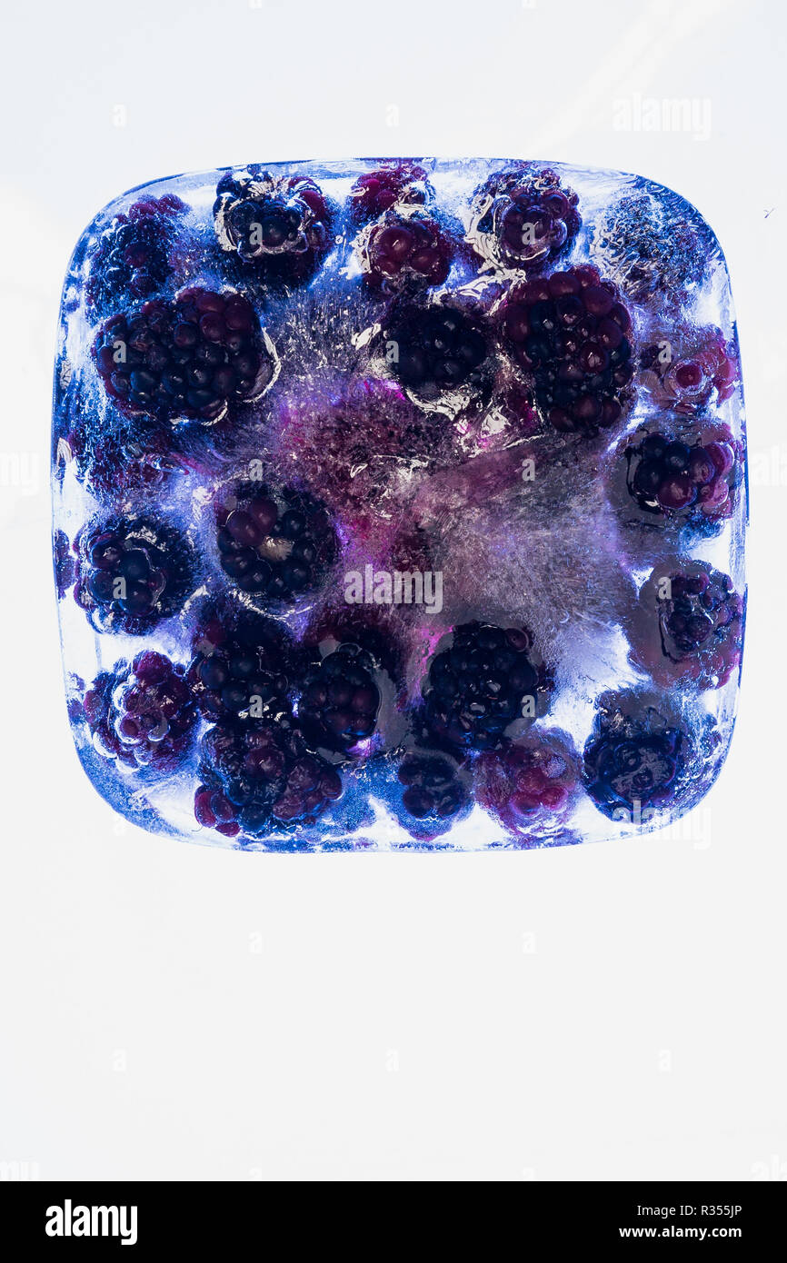 Ice food summer frozen fruit hi-res stock photography and images - Alamy