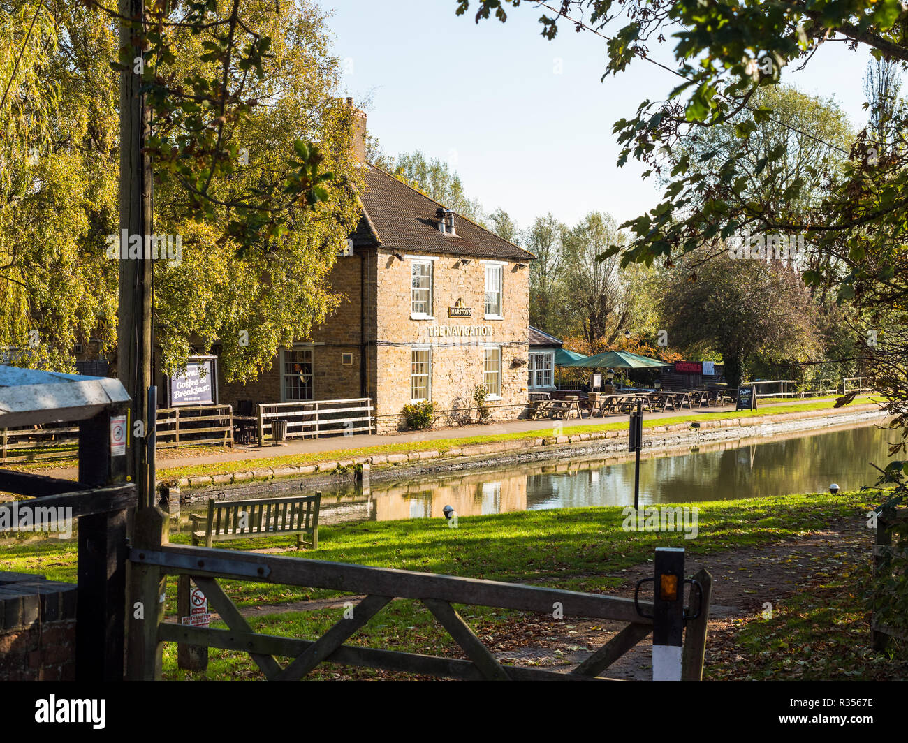 British pub marstons hi-res stock photography and images - Alamy
