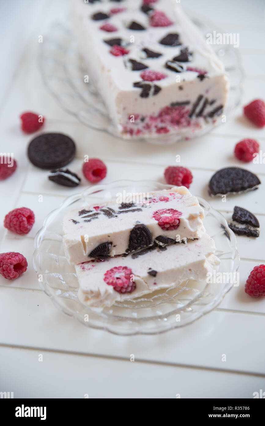 Chocolate Raspberry Ice Cream Cake Stock Photo - Alamy