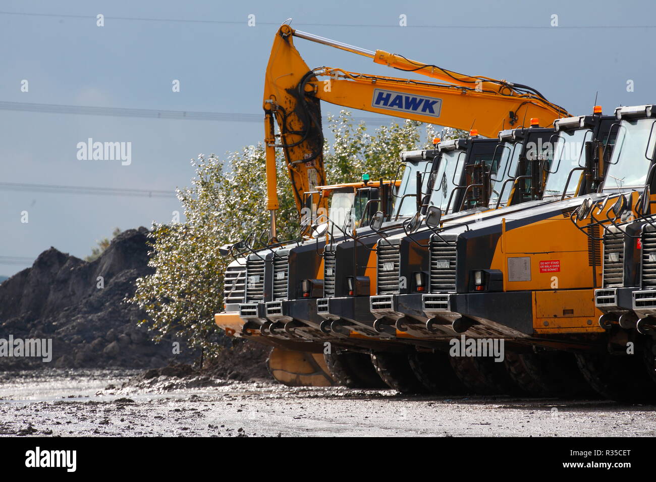 Rear tipping dump truck hi-res stock photography and images - Alamy