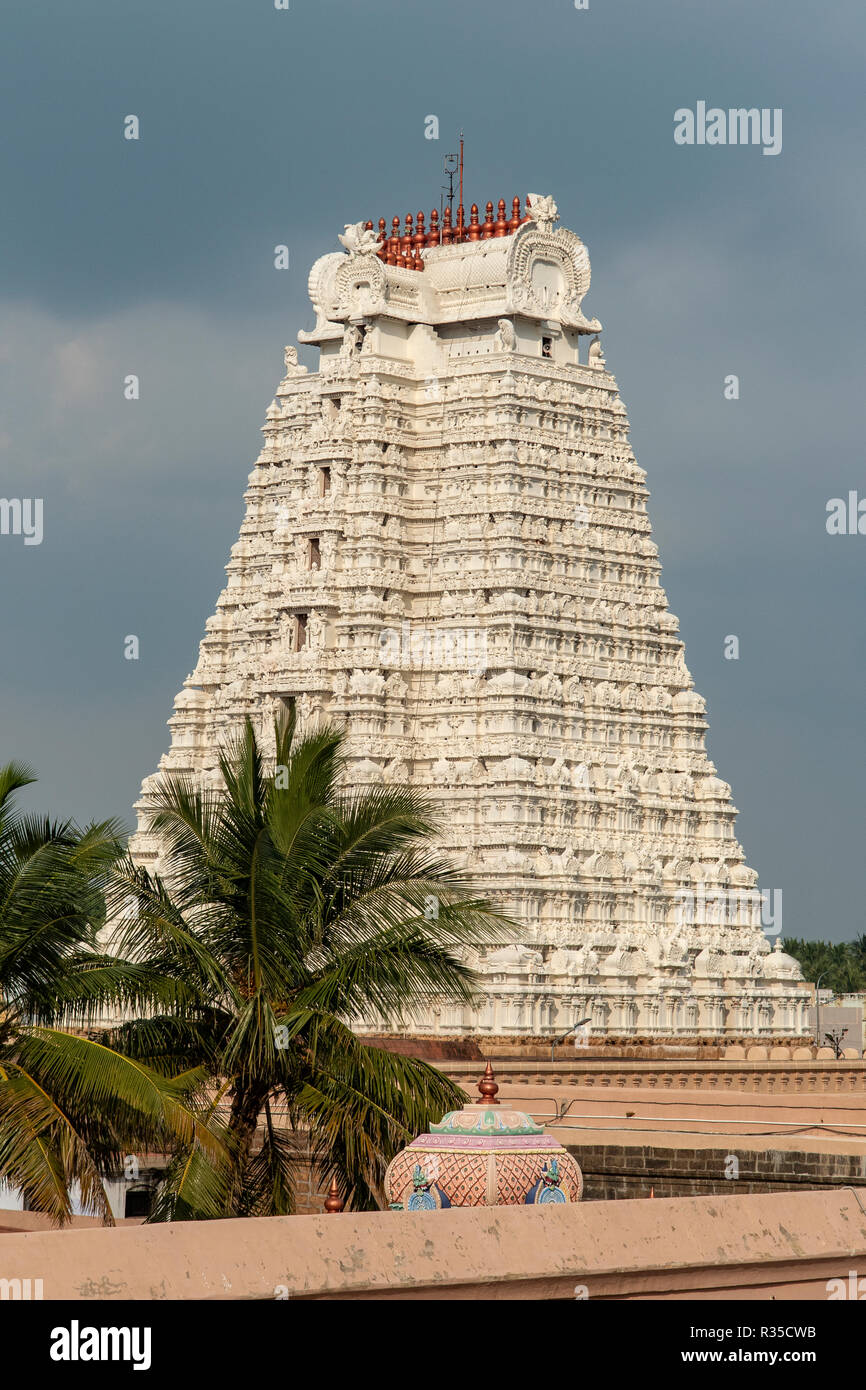 Vellai Gopuram, Sri Ranganathaswamy Temple, Srirangam, Trichy, Tamil ... Vellai Gopuram, Sri Ranganathaswamy Temple, Srirangam, Trichy, Tamil ...
