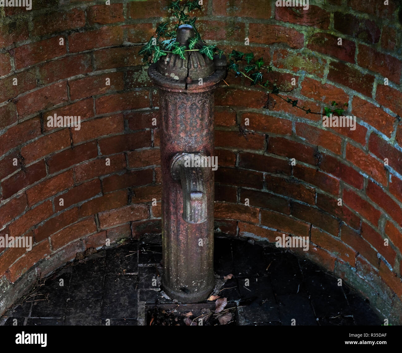 Water standpipe hi-res stock photography and images - Alamy