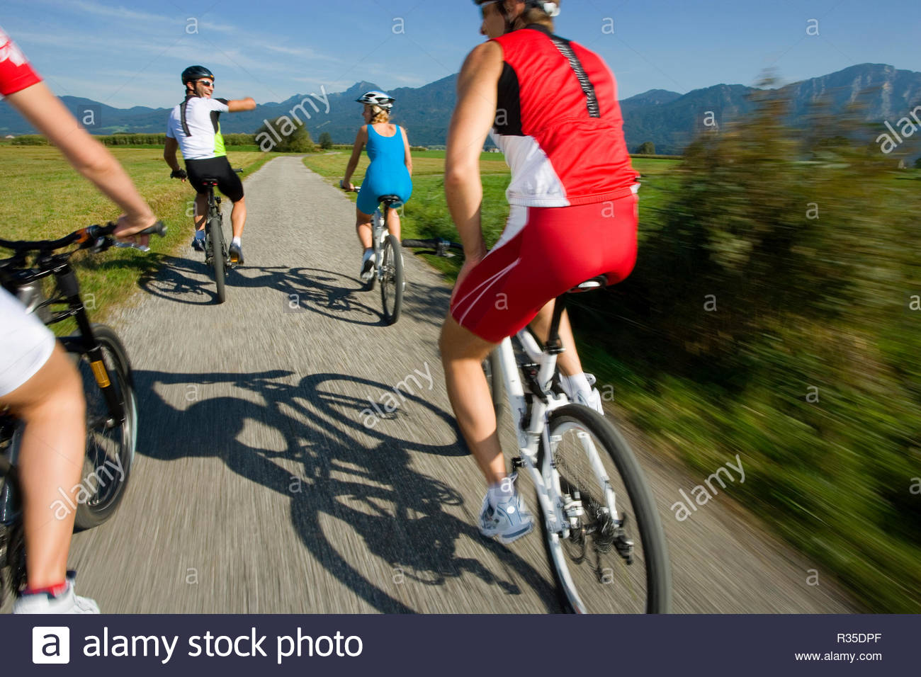 Riding Pushbikes Stock Photos & Riding Pushbikes Stock Images - Alamy