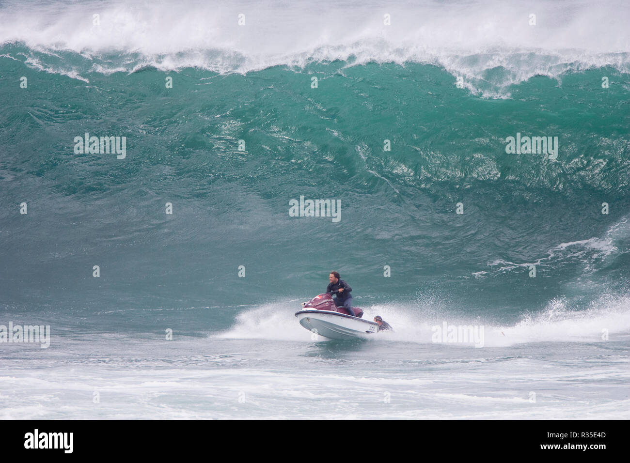Cribbar Big wave surfed by Ben Skinner pro surfer by tow in from a ...