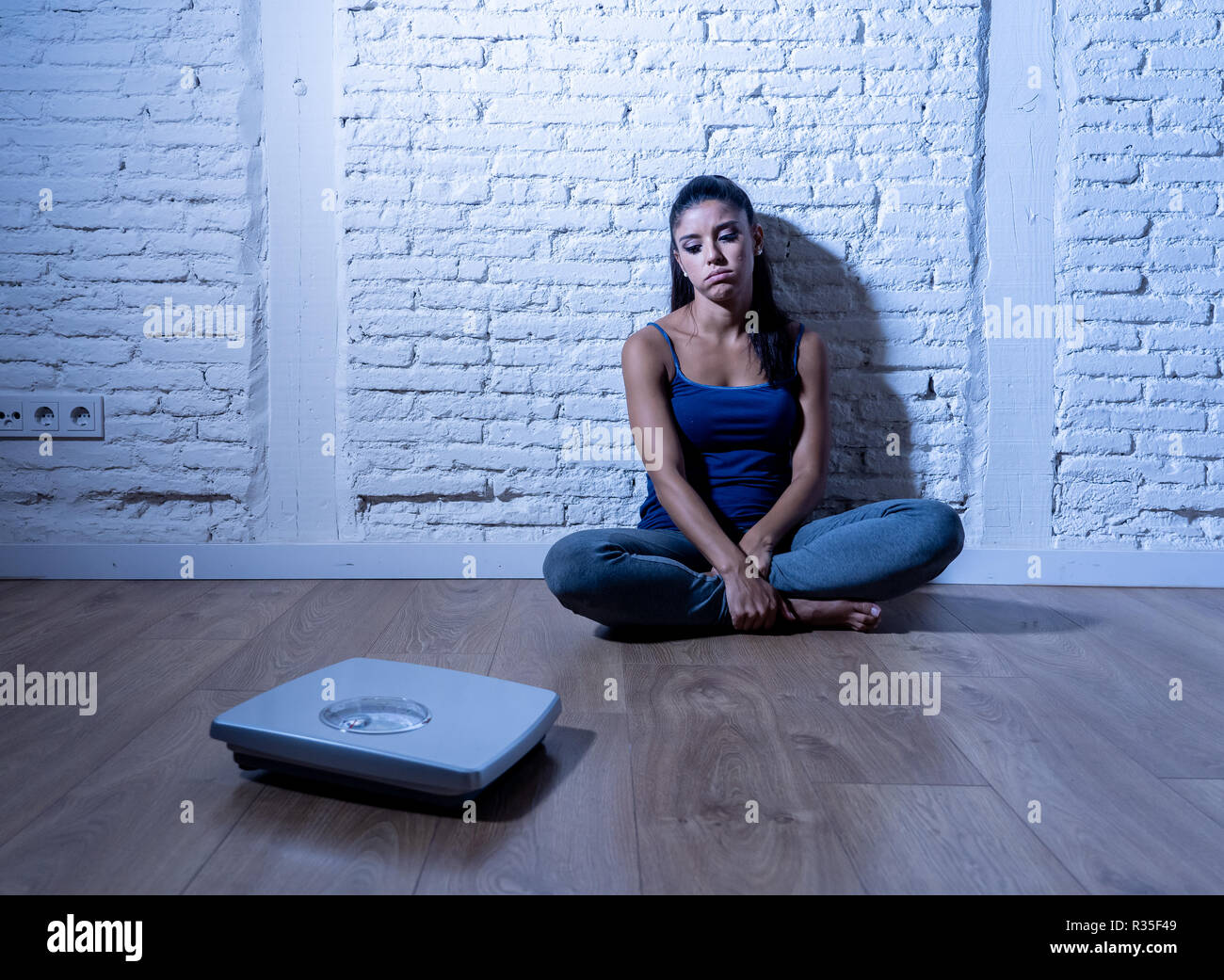 Thin woman anorexia hi-res stock photography and images - Alamy