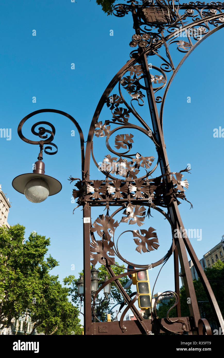 Ornate street light hi-res stock photography and images - Alamy