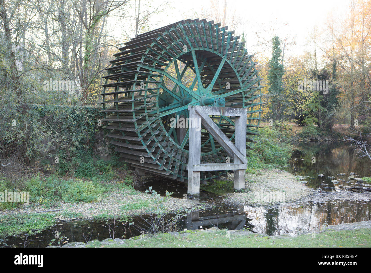wooden water mill Stock Photo - Alamy