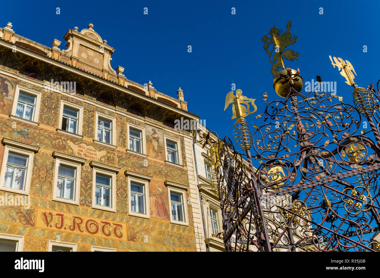 Beautifully restored historic building hi-res stock photography and ...