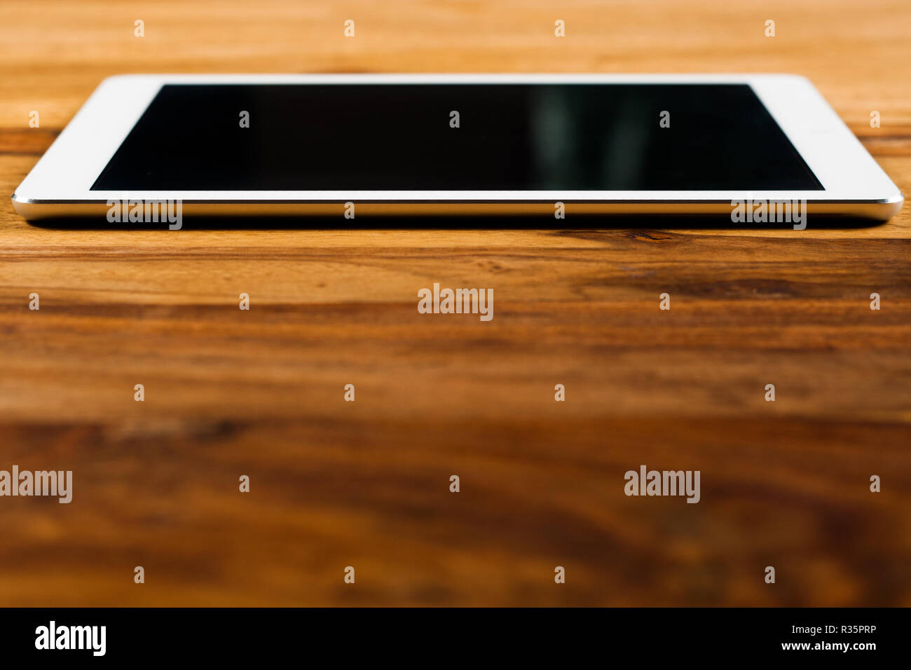 Digitale tablet hi-res stock photography and images - Alamy