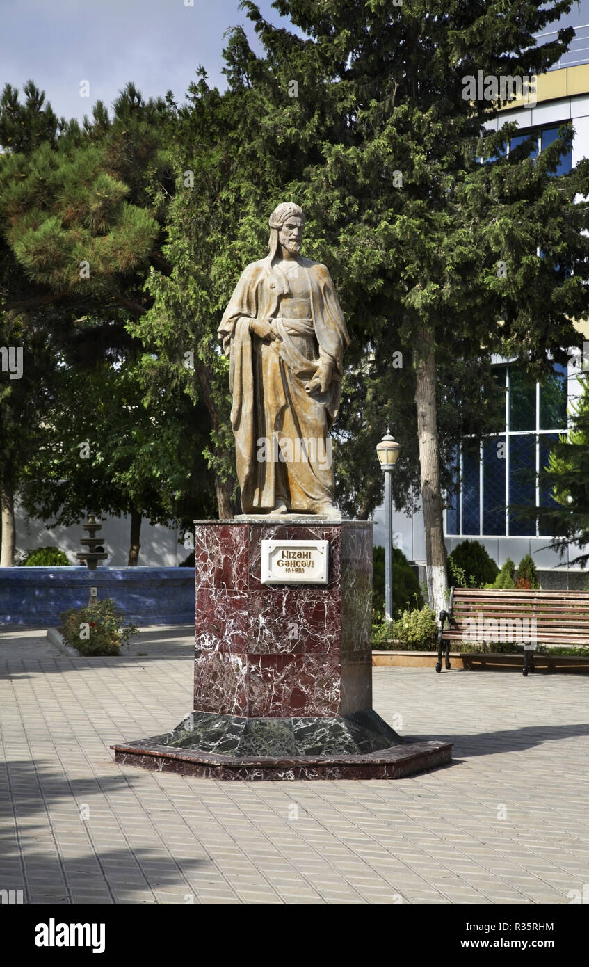 Statue of nizami hi-res stock photography and images - Alamy