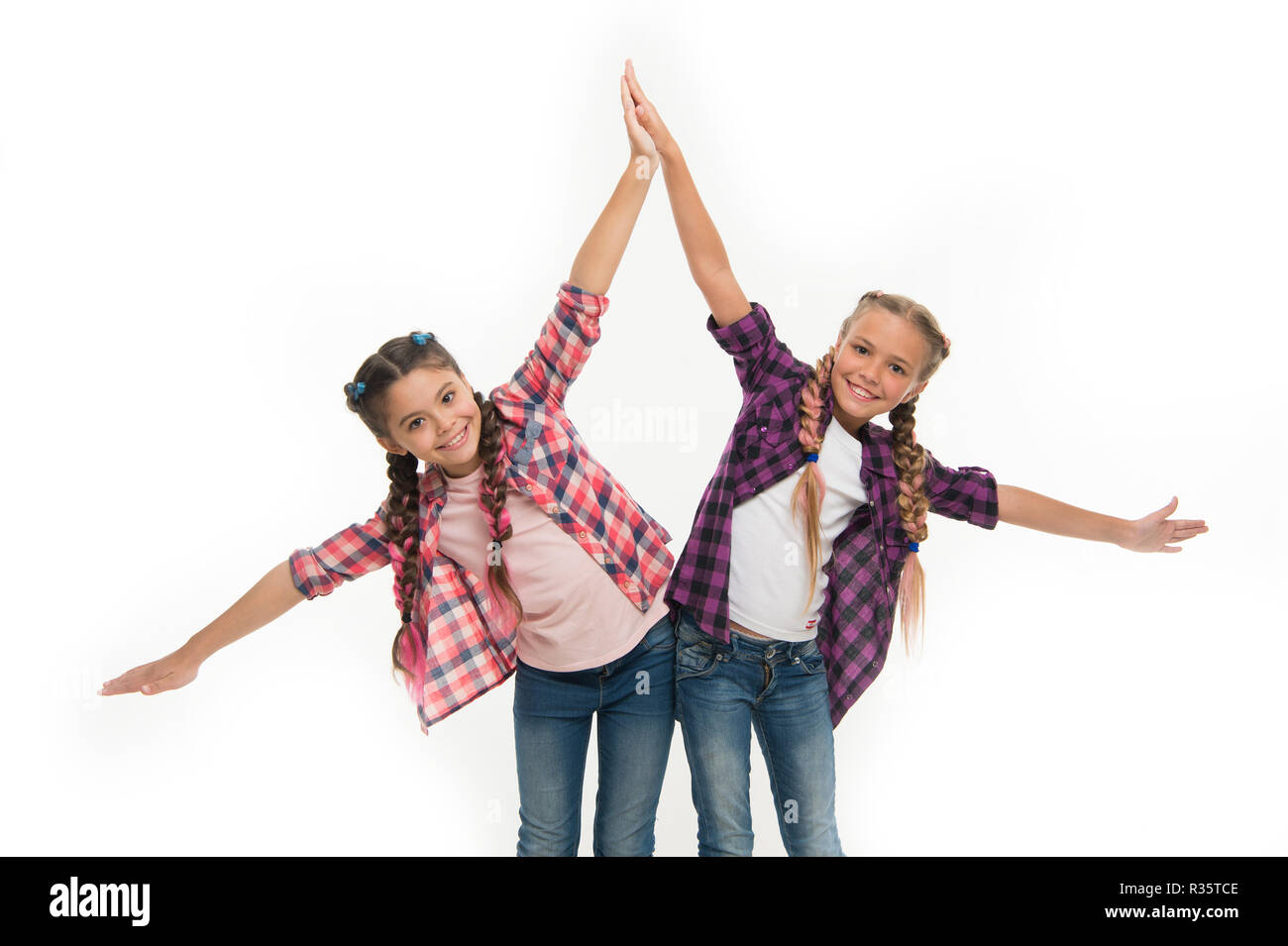 Dress to match your friend. Best friend dressing. Girls friends wear ...