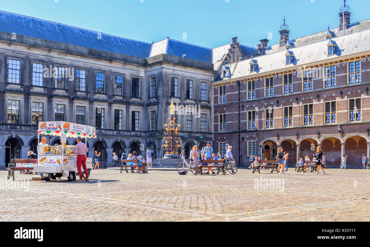 Binnenhof the hague netherlands hi-res stock photography and images - Alamy