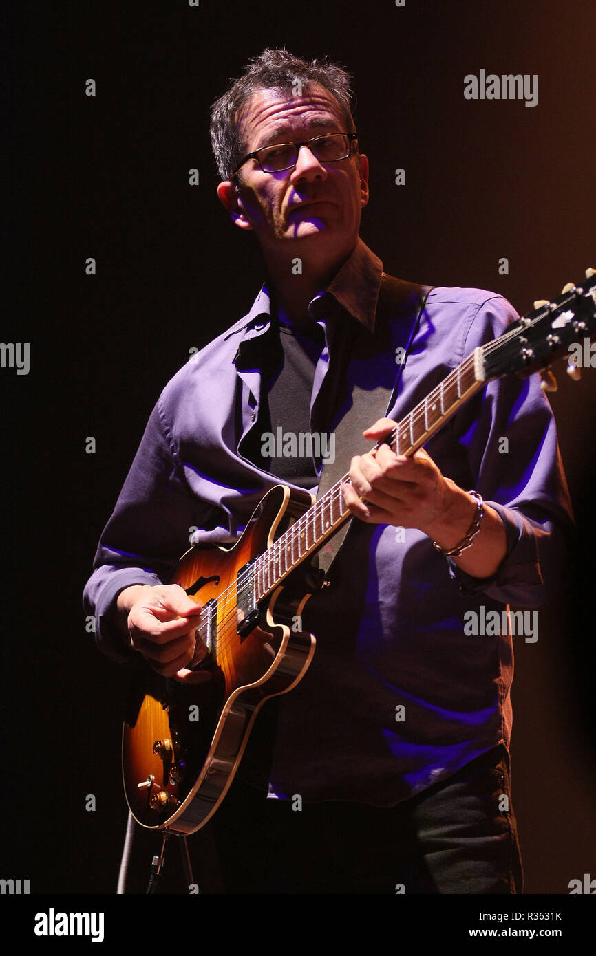 NEW YORK - NOVEMBER 20: Jon Herington of Steely Dan performs during the ...