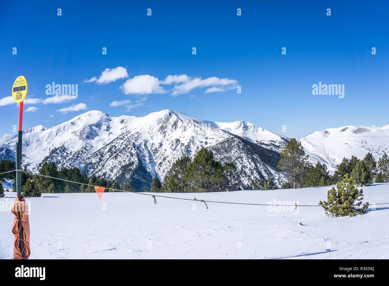 Pal ski resort andorra hi-res stock photography and images - Alamy