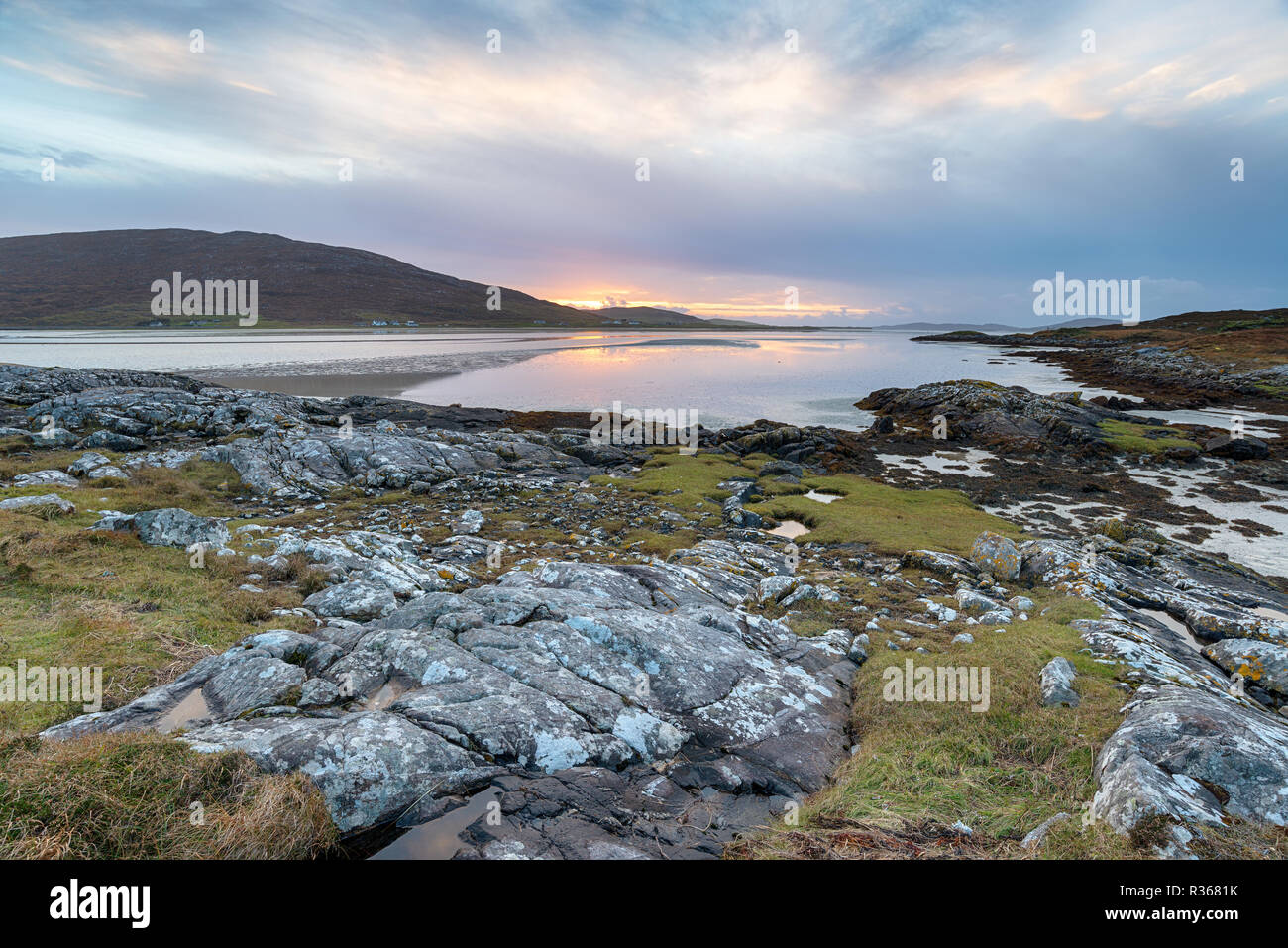 Sunset on luskentyre beach hi-res stock photography and images - Alamy