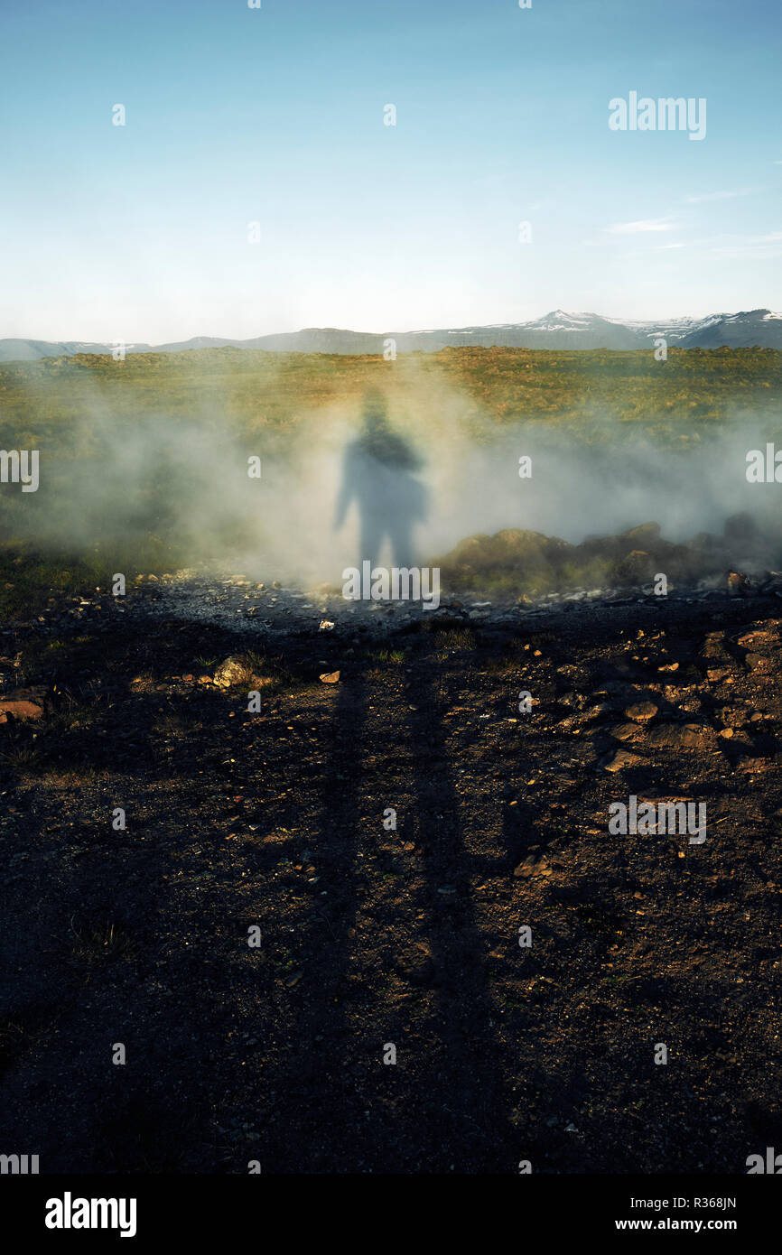 Shadow figure hi-res stock photography and images - Alamy