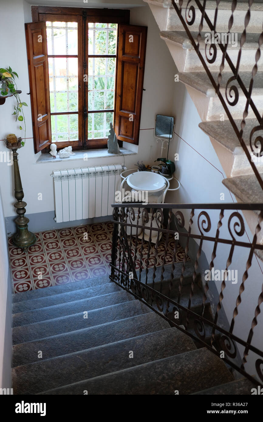 Authentic interiors, real life, inspirational ideas, Tuscany, Italy ...