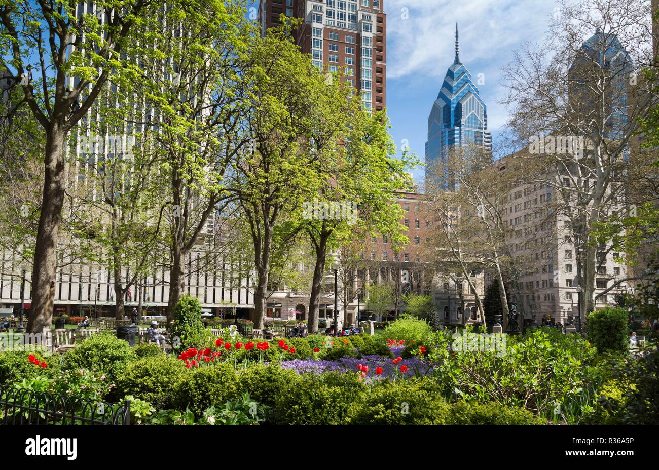 Rittenhouse Square, a garden and park downtown Philadelphia in Spring ...