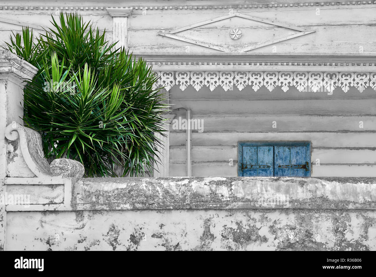 Traditional creole architecture hi-res stock photography and images - Alamy