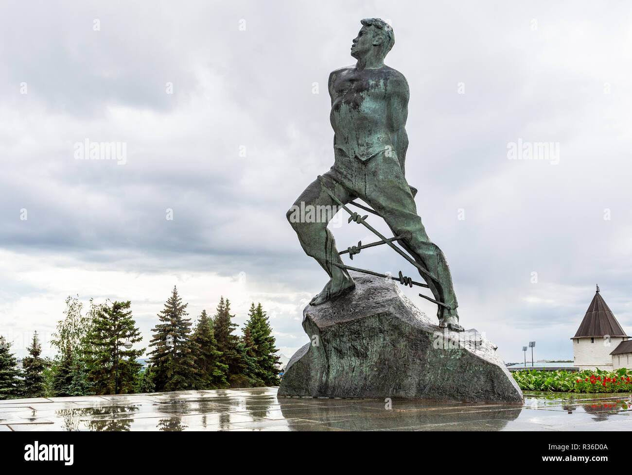 Kazan, Russia - June 10, 2018: Monument of anti-fascists, poet, hero of ...