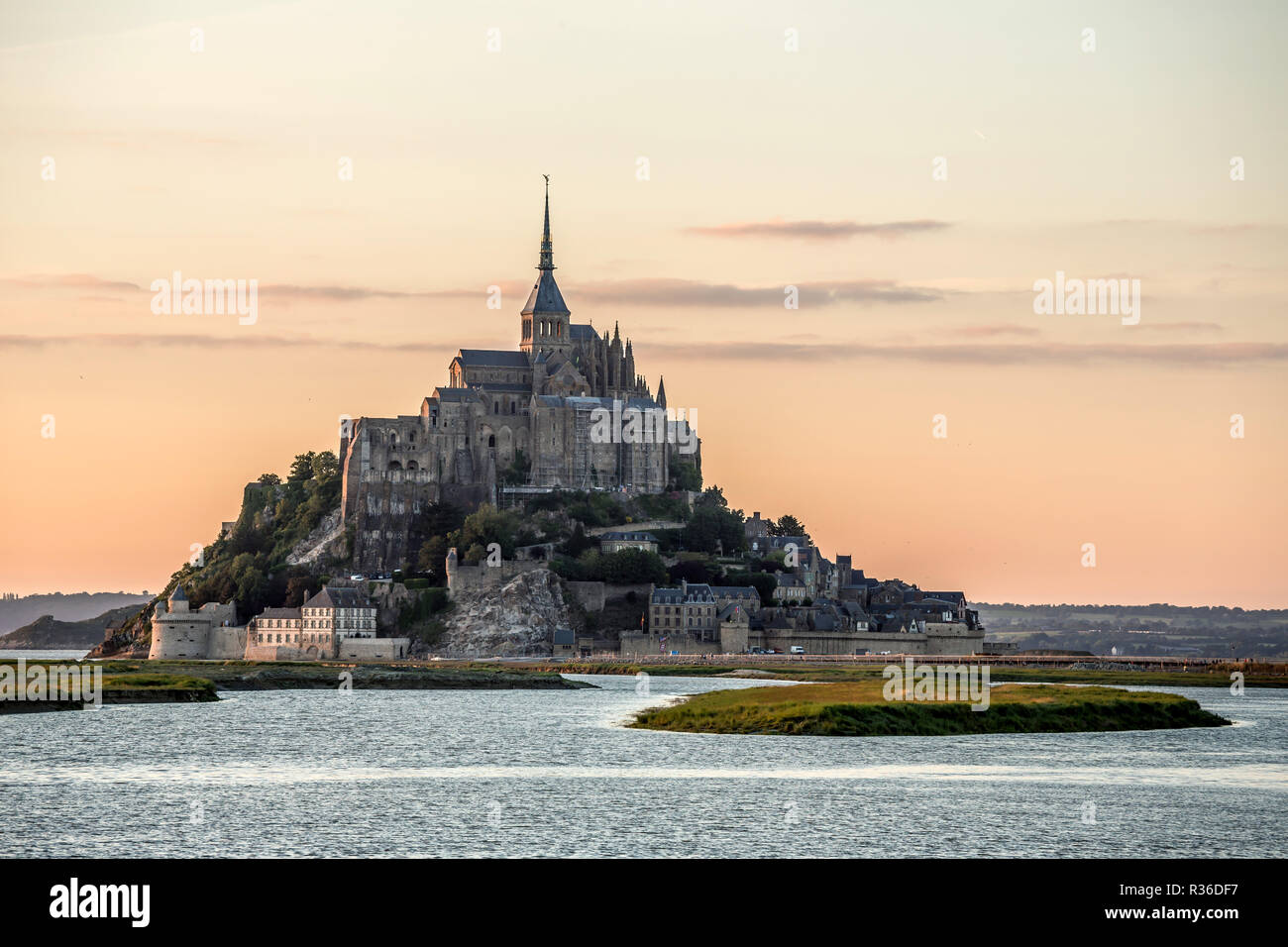 Chateau st michelle hi-res stock photography and images - Alamy