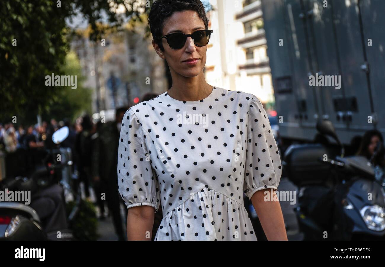 PARIS, France- September 27 2018: Yasmin Sewell on the street during ...