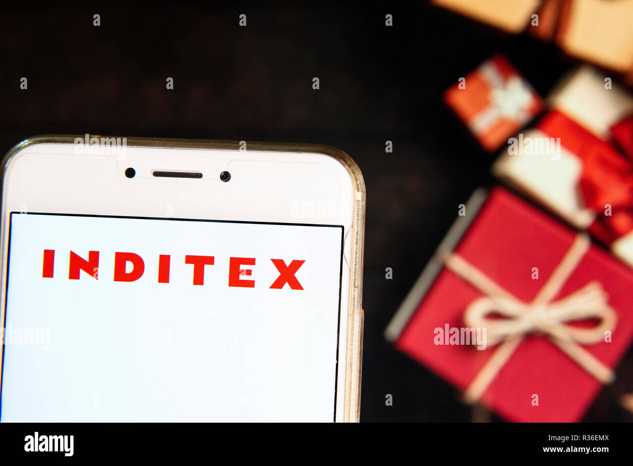 Inditex logo hi-res stock photography and images - Alamy