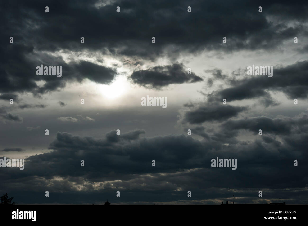 Threatening dark clouds hi-res stock photography and images - Alamy