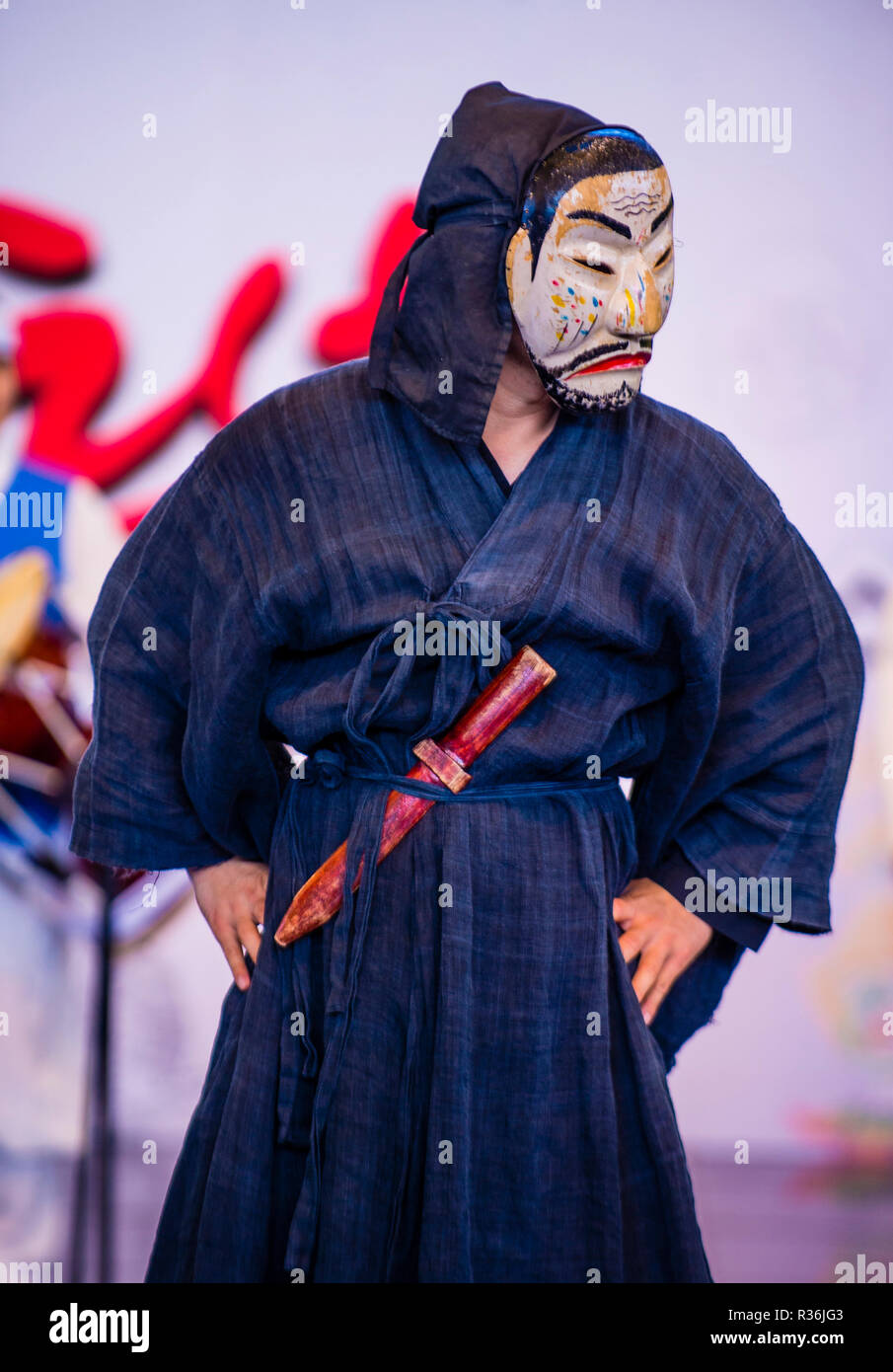 Actor performing the traditional Korean Maskdance at Andong South Korea ...