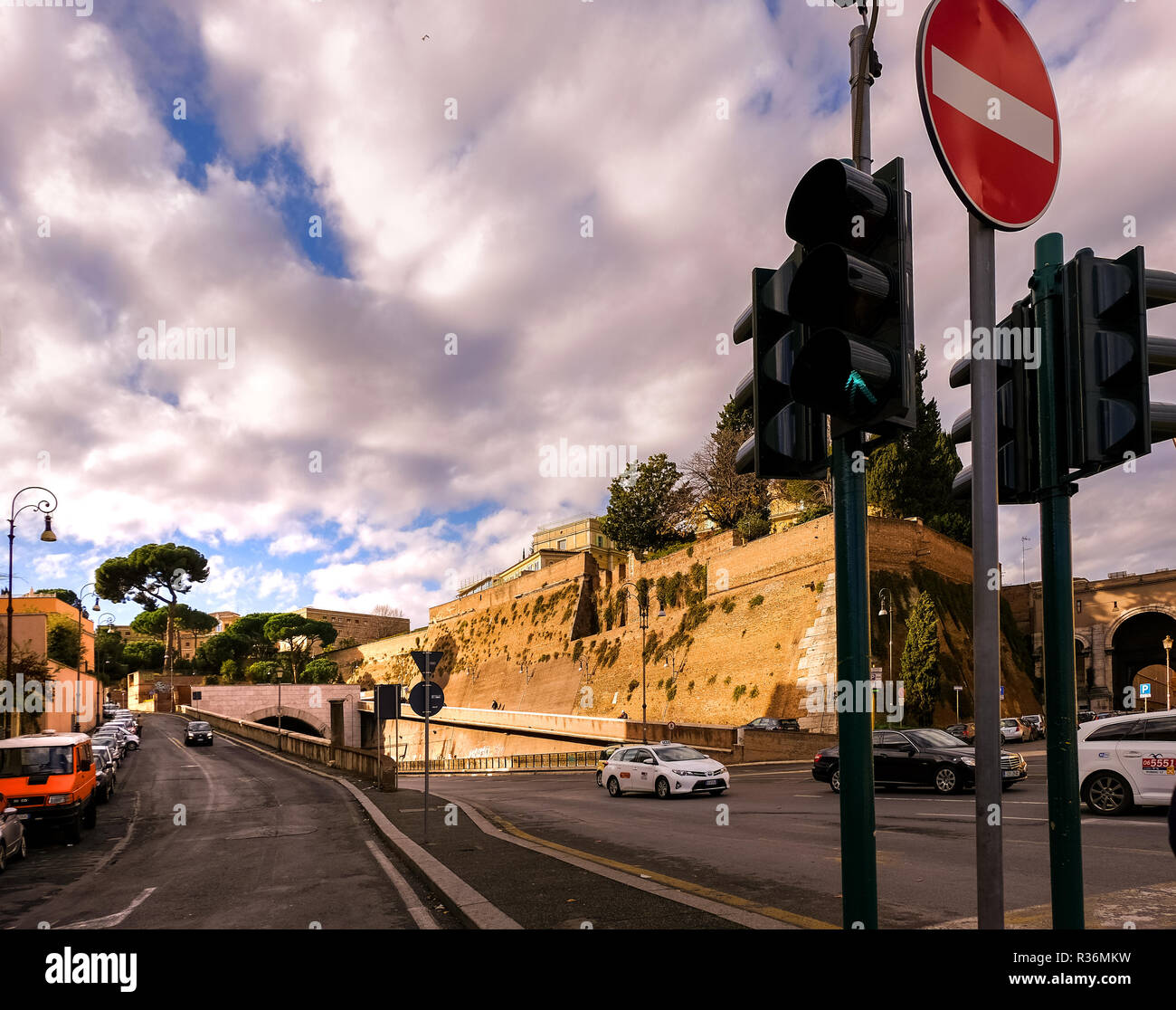Traffic signs rome italy hi-res stock photography and images - Alamy
