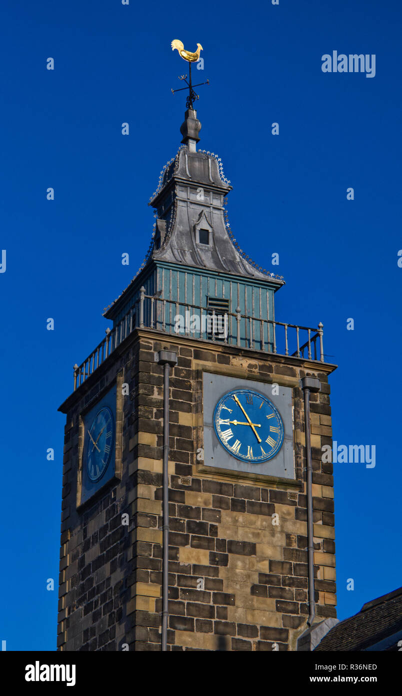 Old tolbooth building hi-res stock photography and images - Alamy