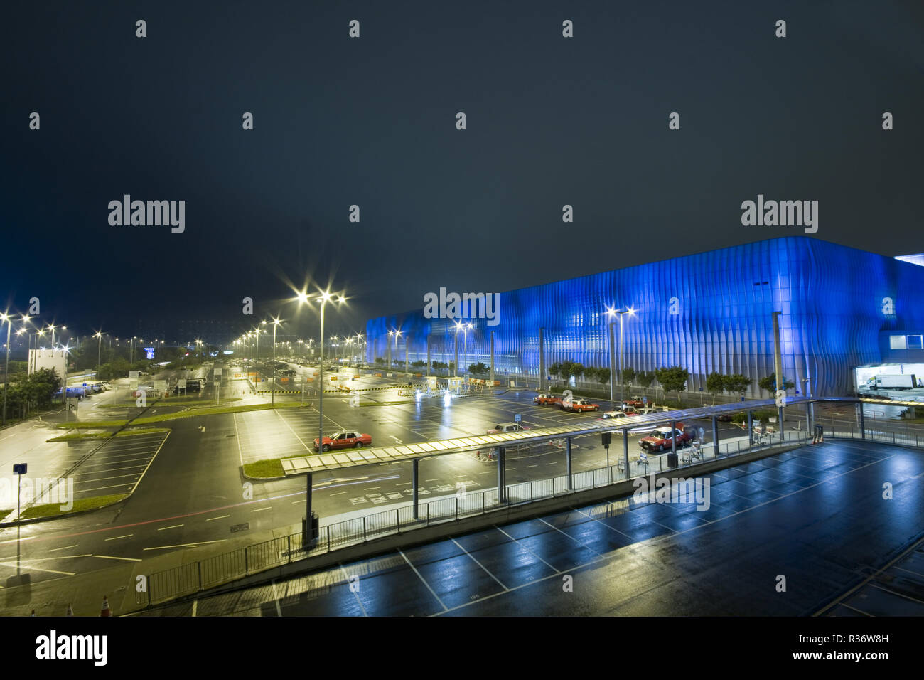 Void of cars hi-res stock photography and images - Alamy