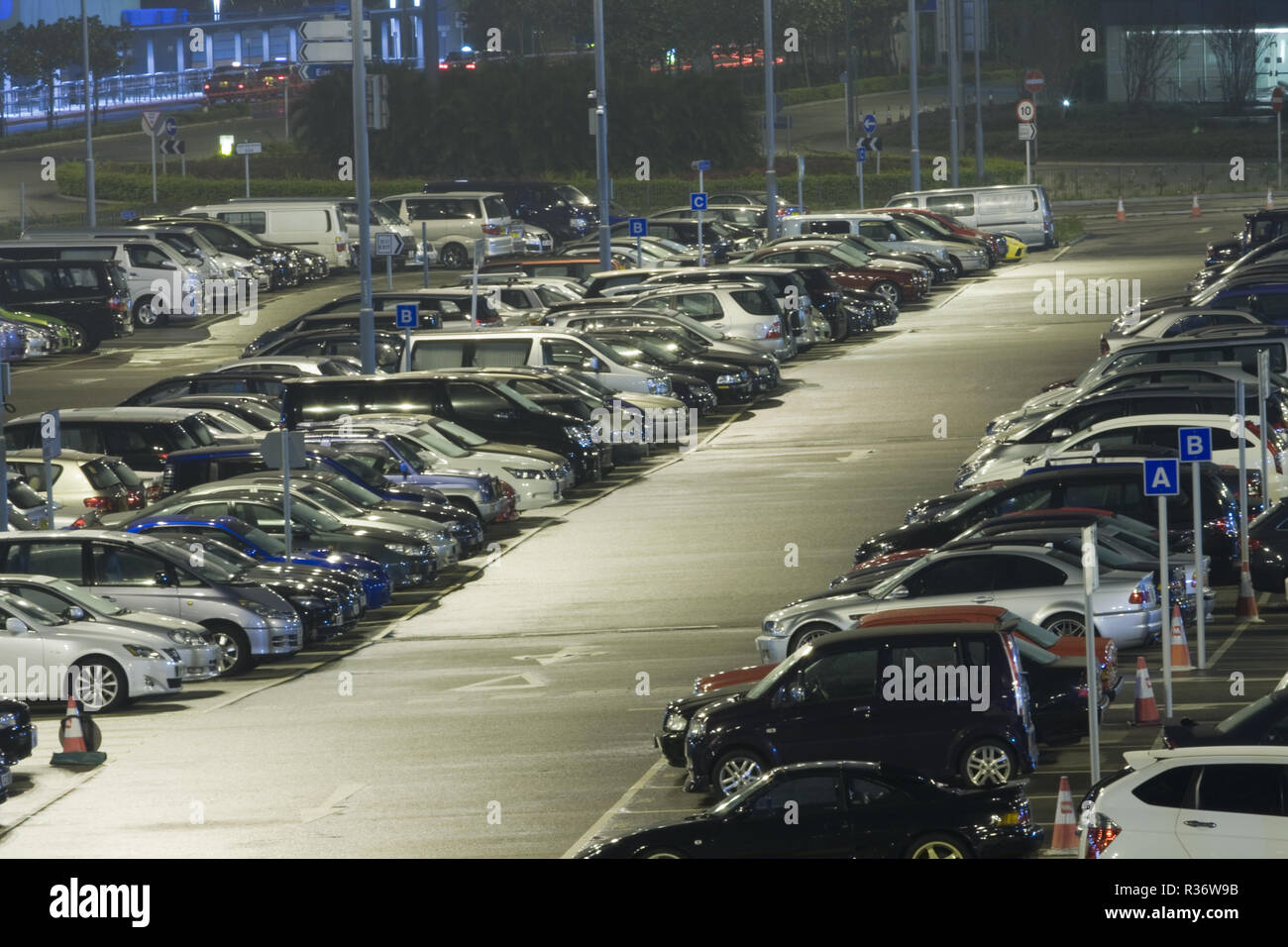 Multi car park interior hi-res stock photography and images - Alamy
