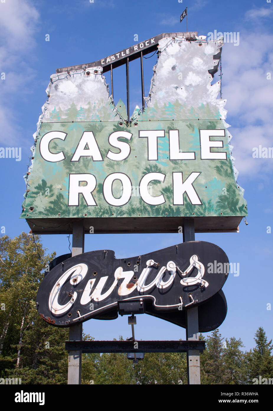 Castle Rock curios sign in St. Ignace, Michigan Stock Photo - Alamy