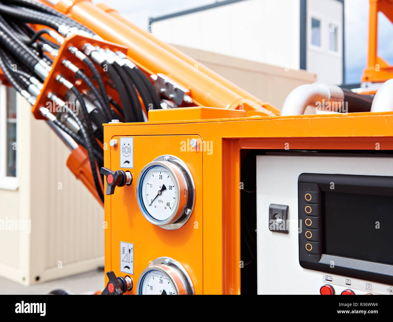Control room oil rig hi-res stock photography and images - Alamy