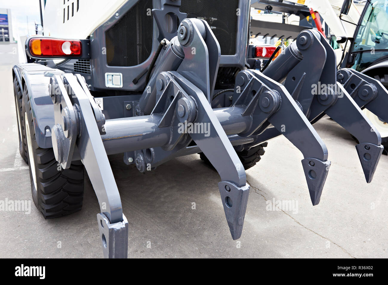 Motor grader ripper hi-res stock photography and images - Alamy