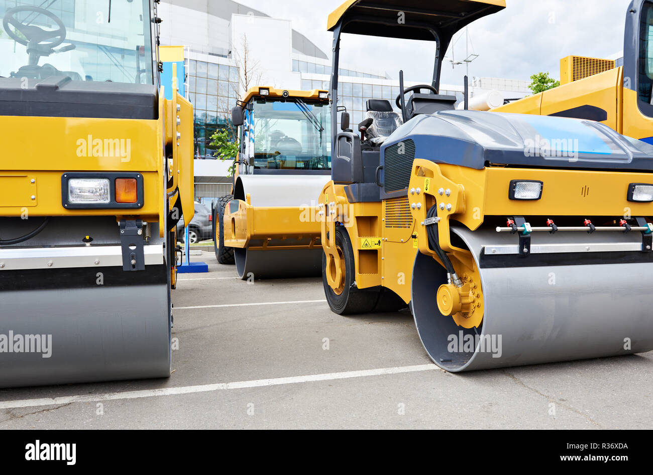 Road rollers in street hi-res stock photography and images - Alamy